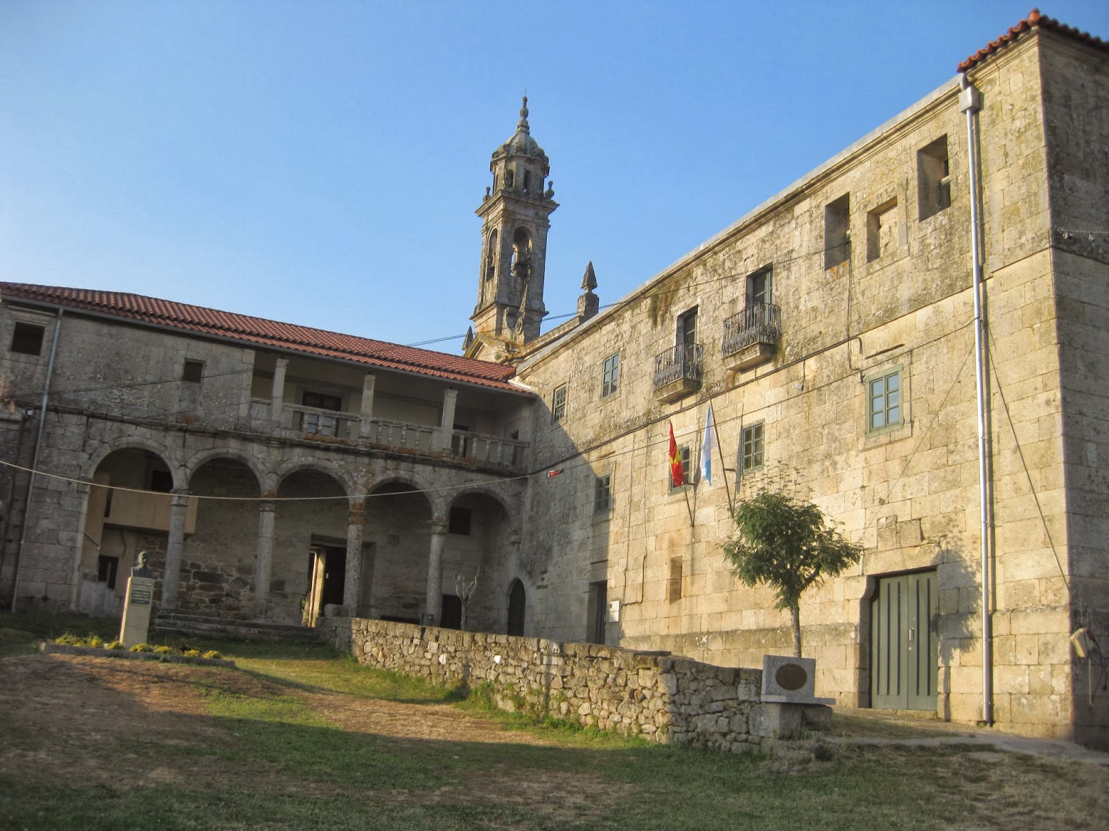 Los álamos dorados: Xunqueira de Espadanedo