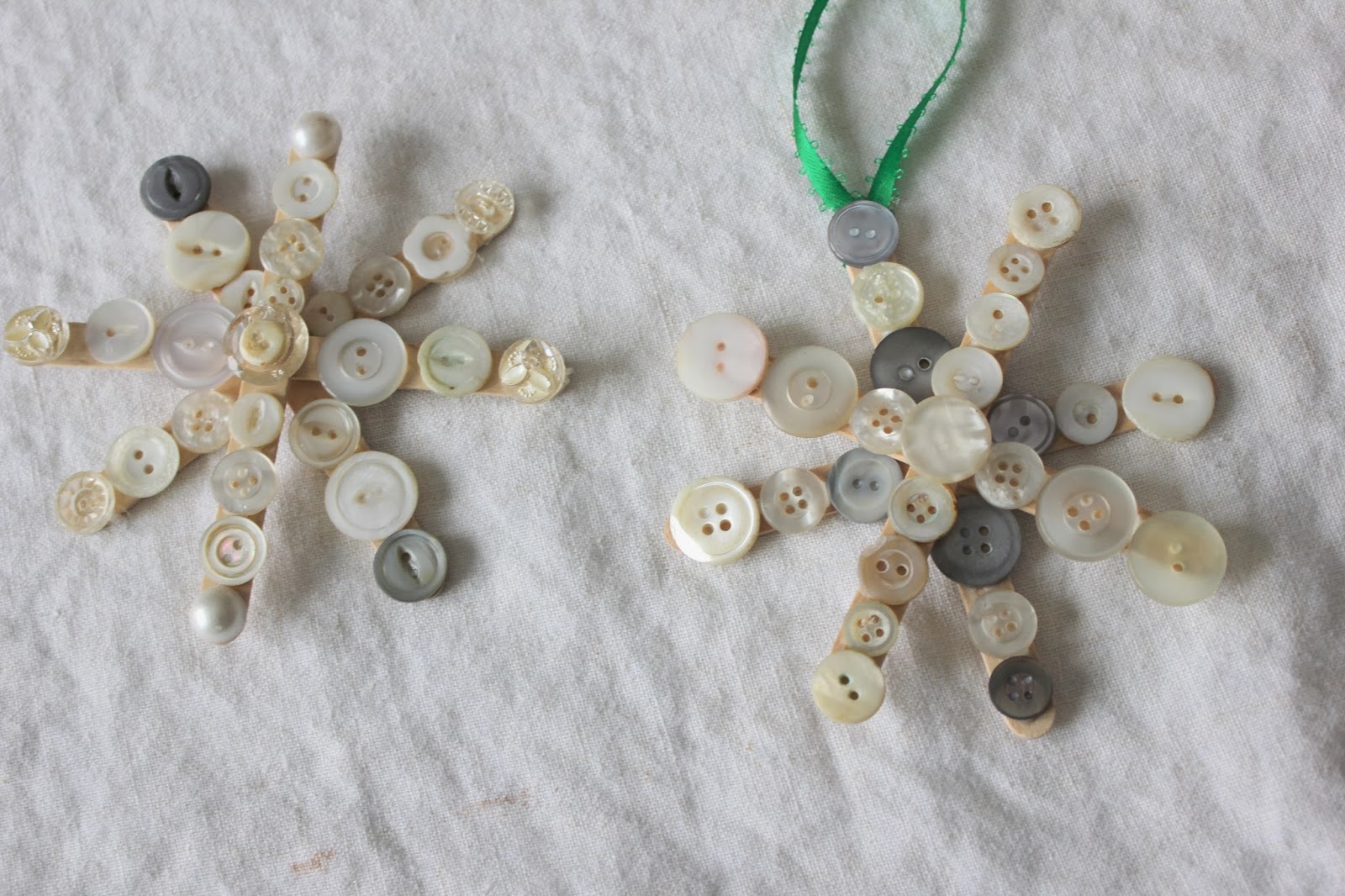 Hailey's Treasures: Vintage Button Snowflake Ornaments