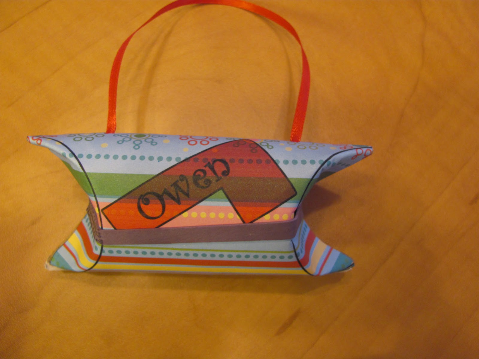 Munchkin Land: Santa's Mailbox Ornament DIY