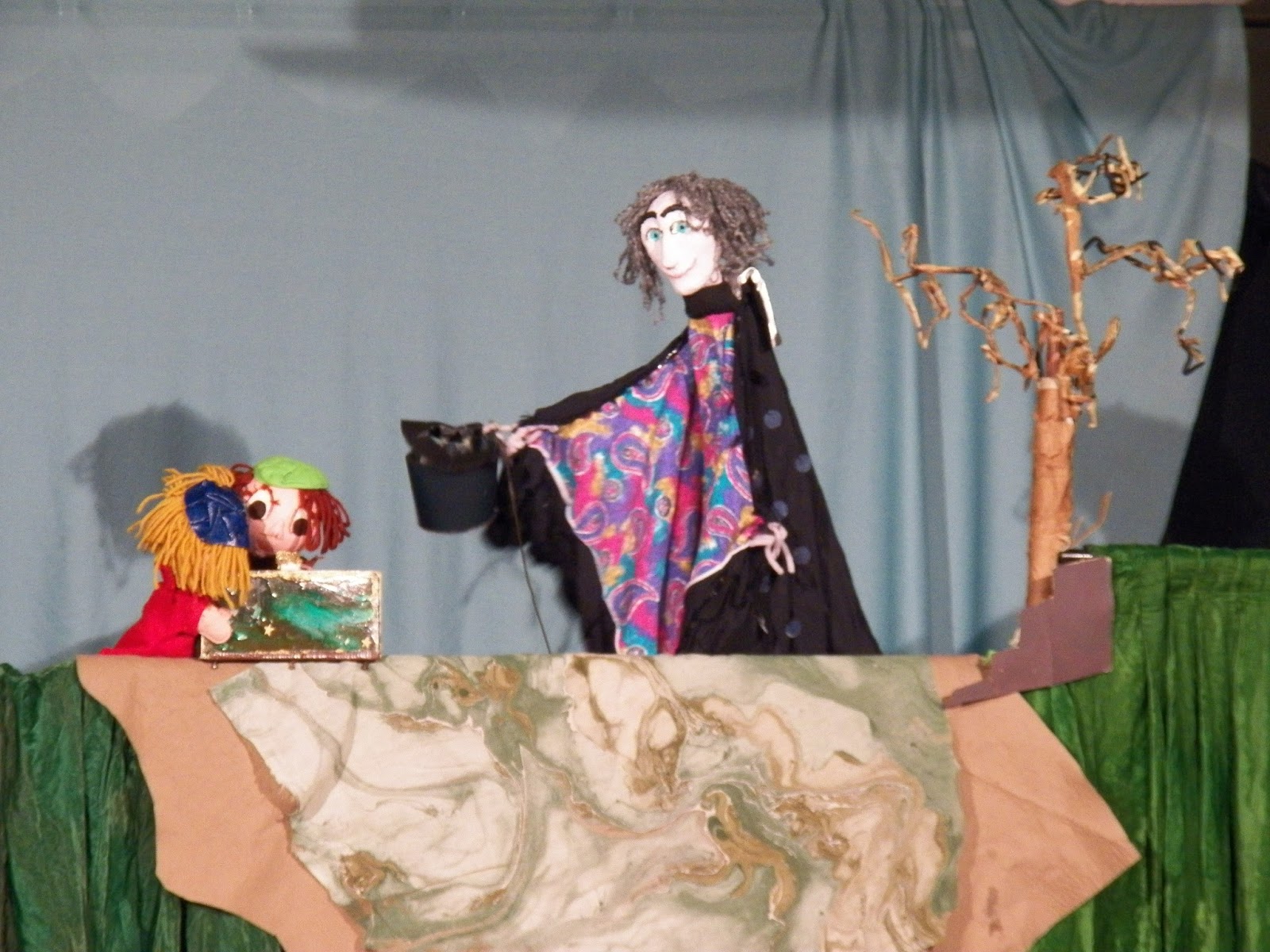 Motivated Parent - Successful Child: Marionette Puppet Theater
