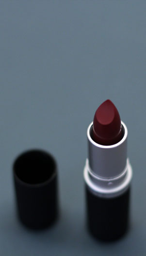 Messy Wands: Le Metier de Beaute Bordeaux Collection Red My Lips ...