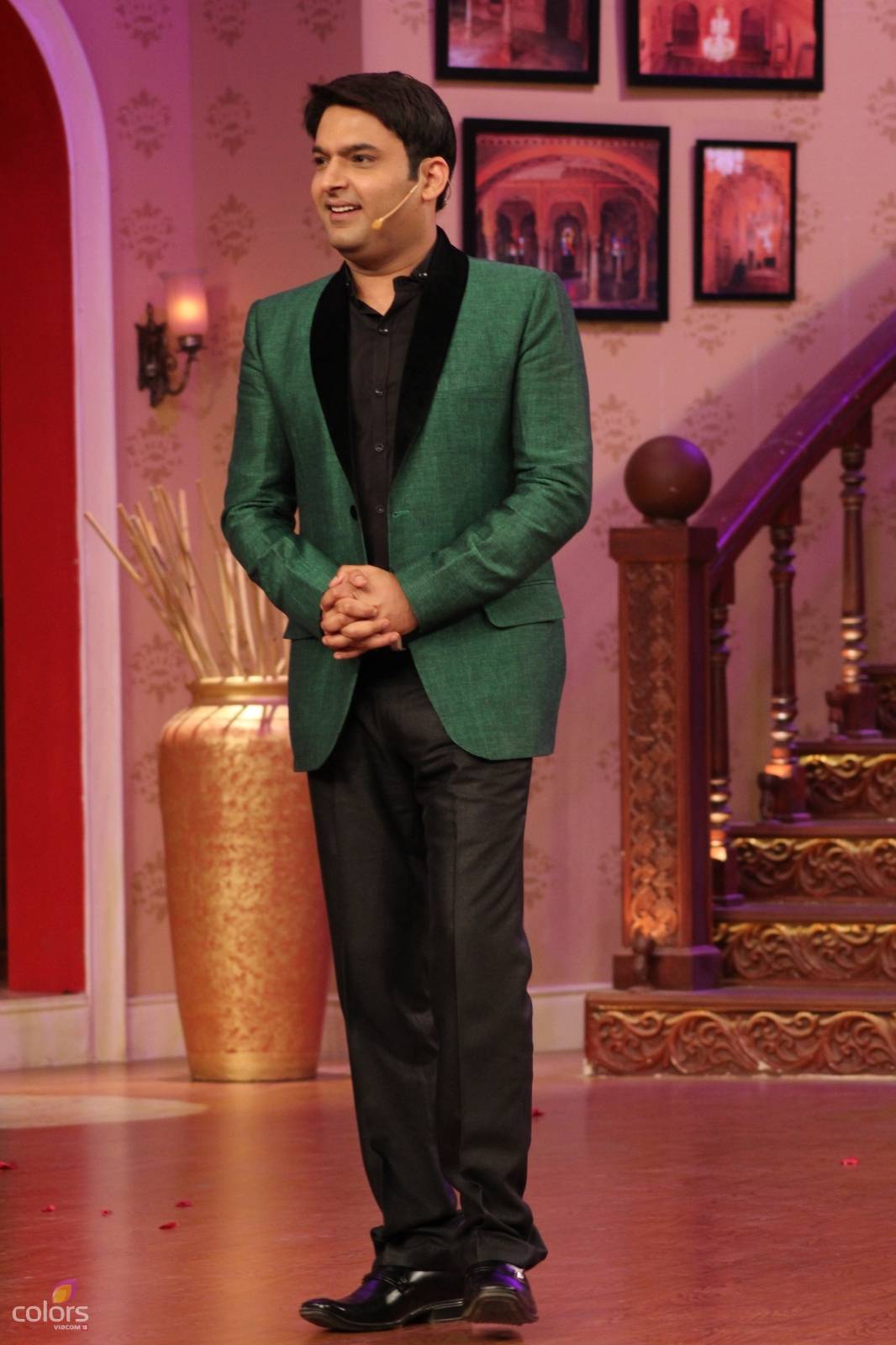 enjoy world: Kapil Sharma Of Comedy Nights Latest HD Wallpapers