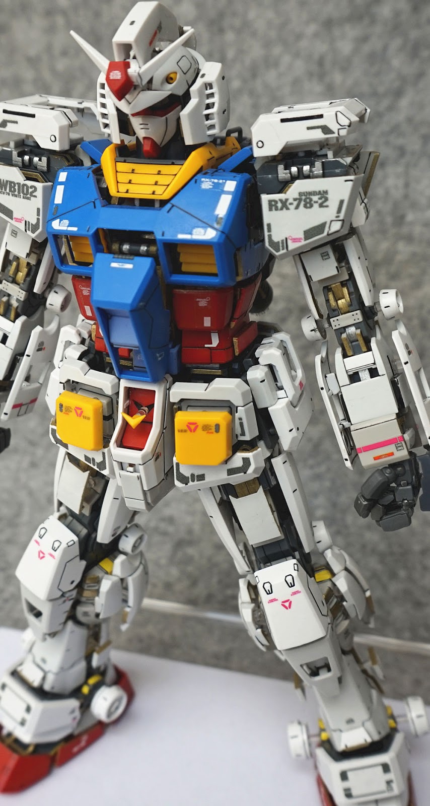 GUNDAM GUY: MG 1/100 RX-78-2 Gundam Ver. 3.0 'Open Hatch' - Customized ...
