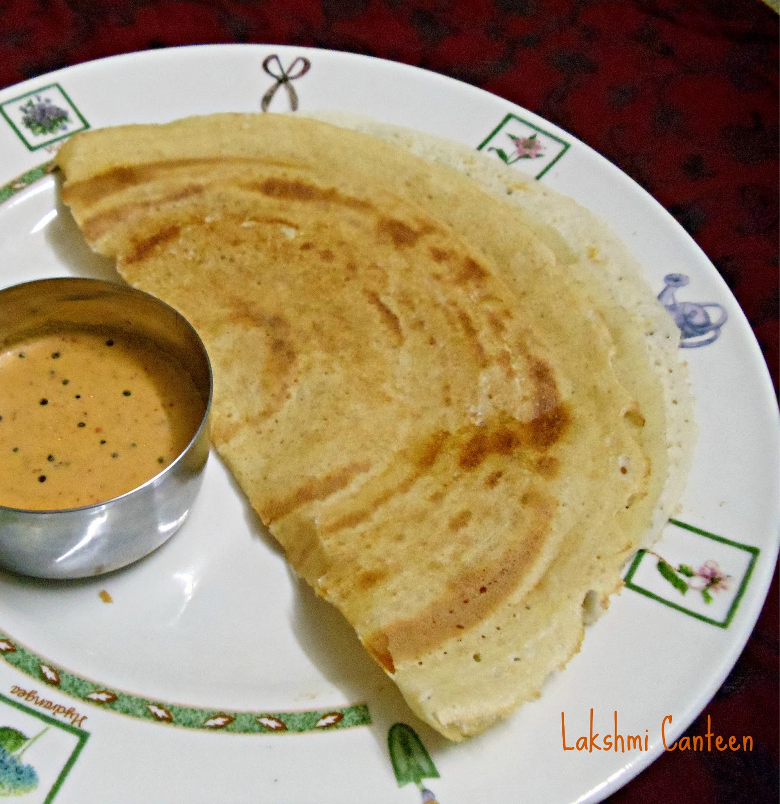Lakshmi Canteen: Udidu- Maida Polo (Urad dal- Maida Dosa)