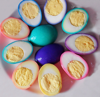 Uova sode colorate - Acchiappaidee - dove le idee prendono forma