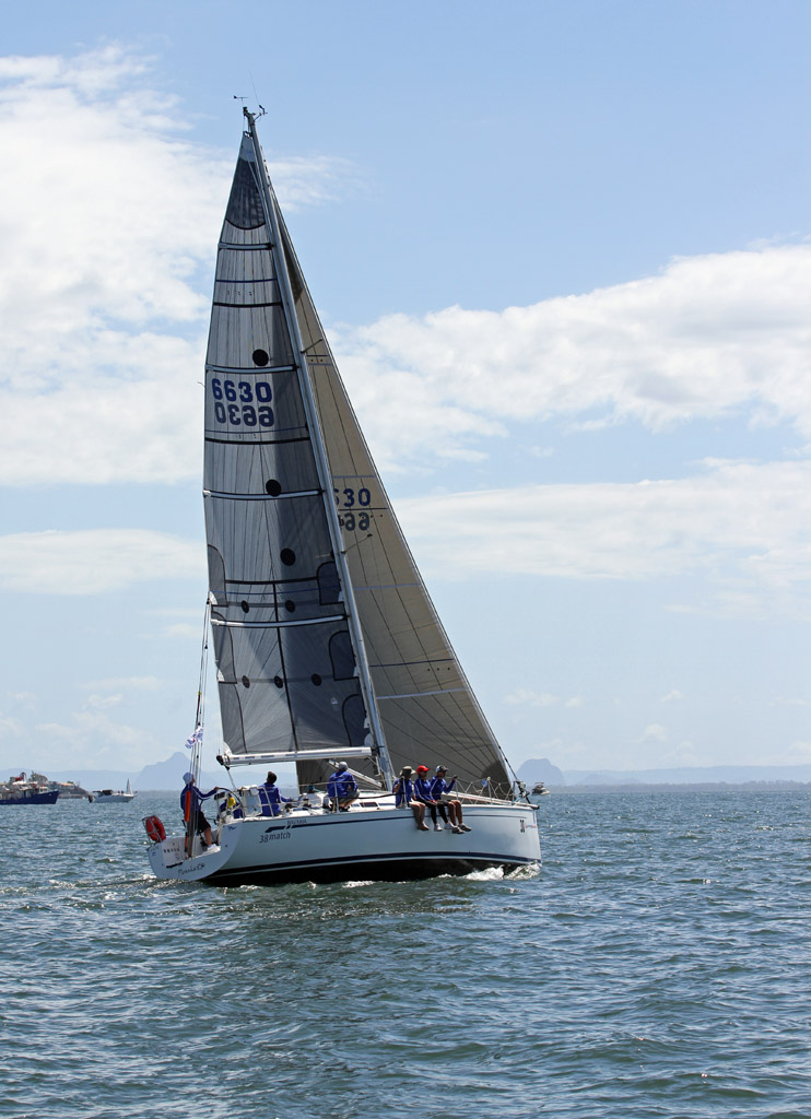 Sailing at the Port Curtis Sailing Club, Gladstone, Queensland: The ...