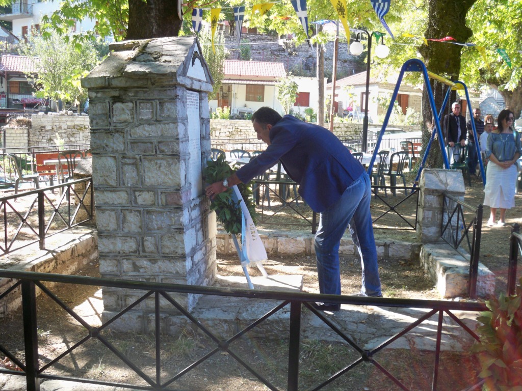 ΤΡΟΒΑΤΟ ΕΥΡΥΤΑΝΙΑΣ: Η ΥΨΩΣΗ ΤΟΥ ΤΙΜΙΟΥ ΣΤΑΥΡΟΥ ΣΤΟ ΤΡΟΒΑΤΟ