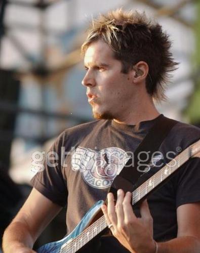 Dan Estrin | Celebrities Photos Hub