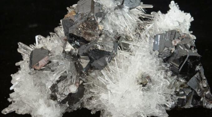 Torcida Trepça: Miniera e TREPÇËS