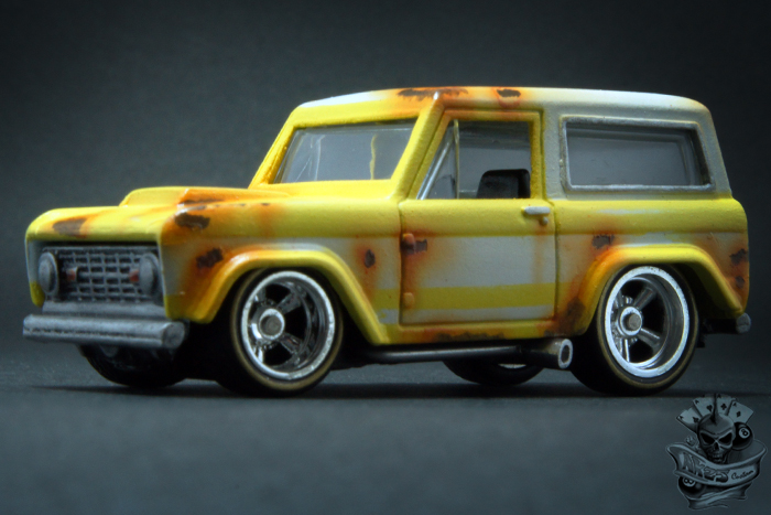 HWCustom: 1967 Ford Bronco - Rat Rod