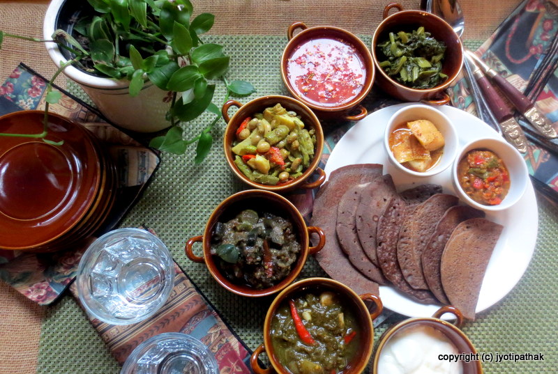 Taste of Nepal: Buckwheat Bread - Phaapar ko Roti (फापरको रोटी)