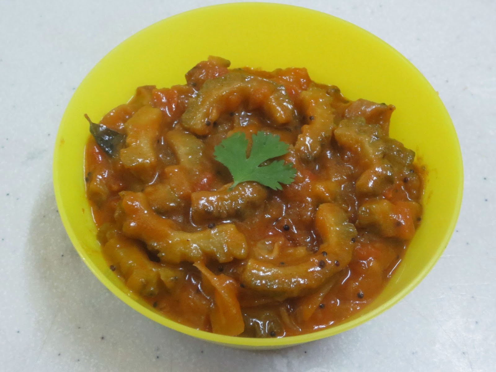 Home Cooking....: Bitter Gourd Masala / Hagalkai Gojju
