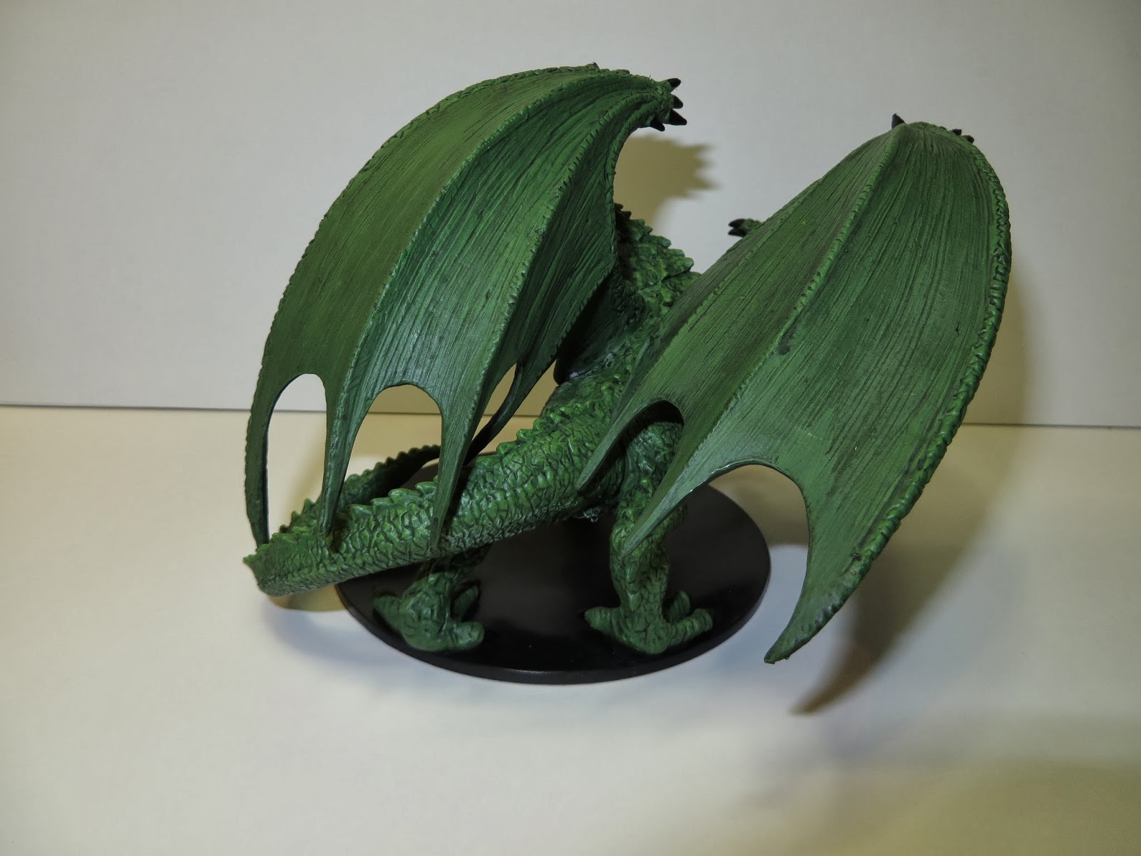 Real Minis: Pathfinder Battles wizkids Legends of Golarian in hand review