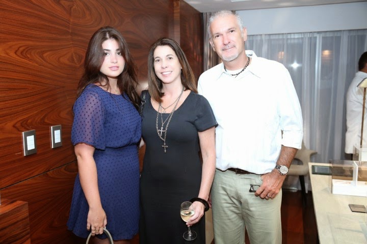 Coluna Baby Garroux: Mais uma socialitI pegando pesado no trabalho....