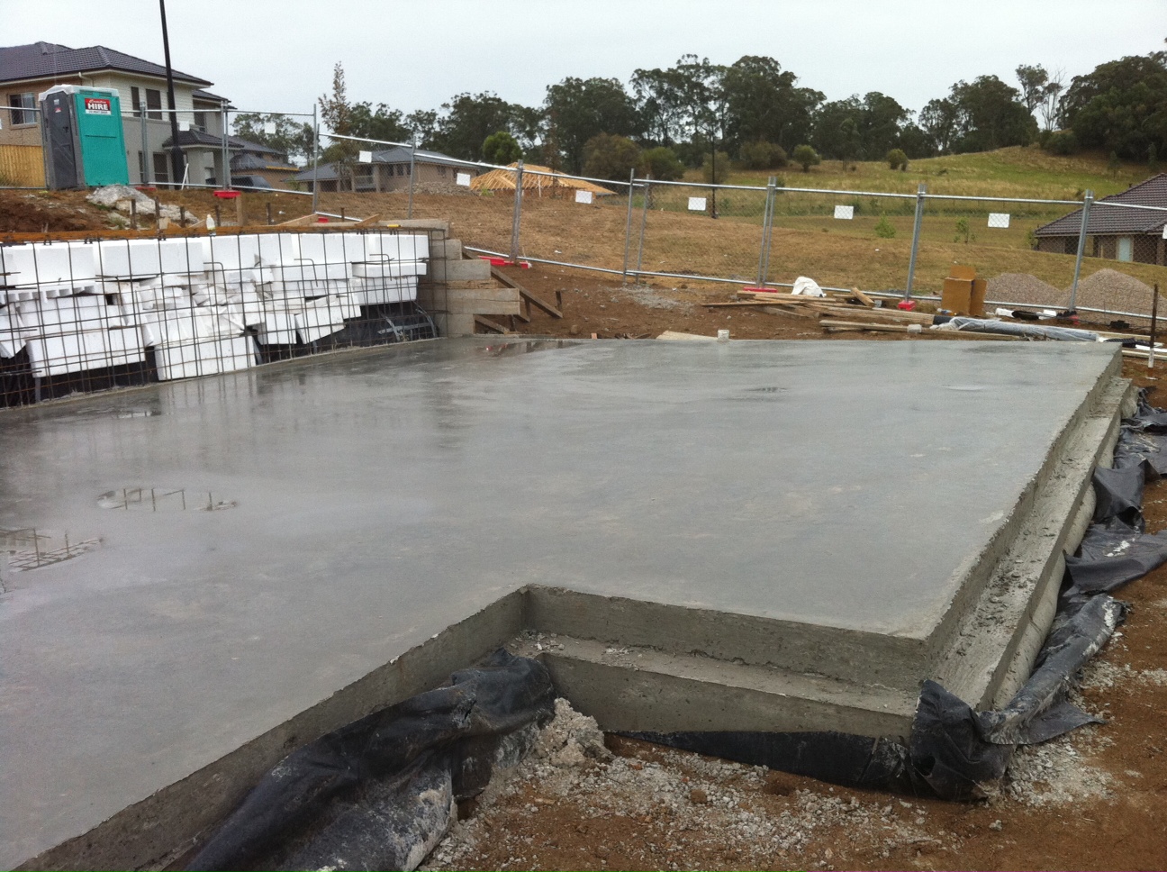 Chris & Bim's New House: Part 1 of slab poured :)