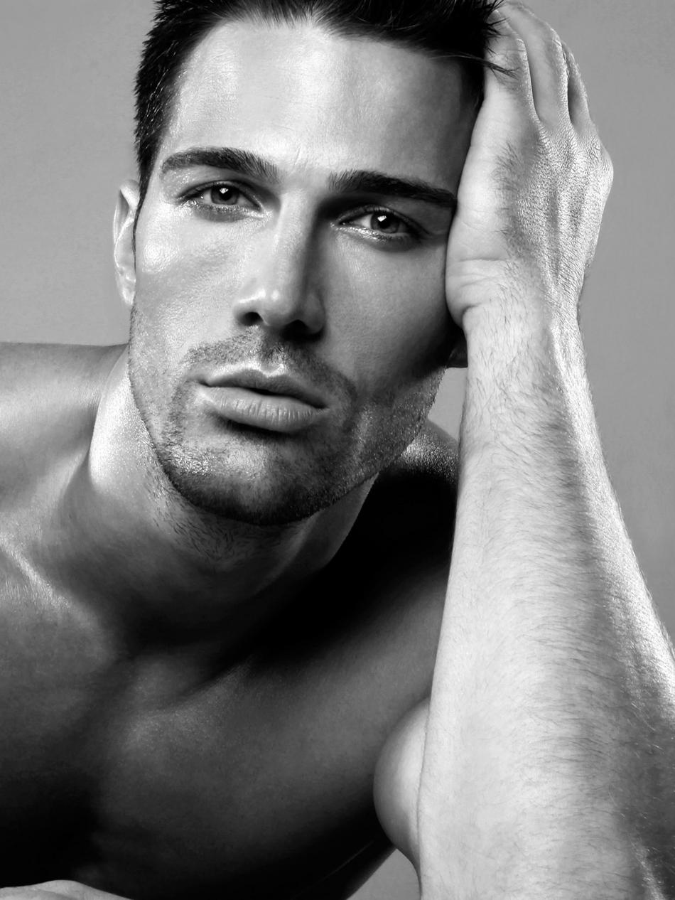 Eyecons: MODEL MONDAY: GORAN JURENEC