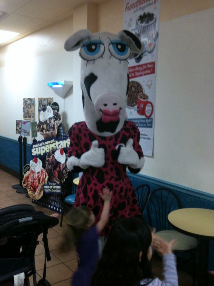 Every Good and Perfect Gift: Maggie Moo's Fundraiser!!!