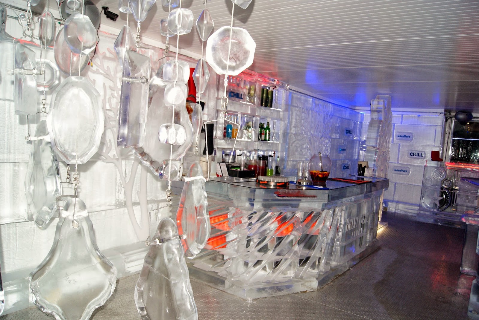 The Purple Scarf: Explore Toronto: Chillin' at The Chill Ice House!