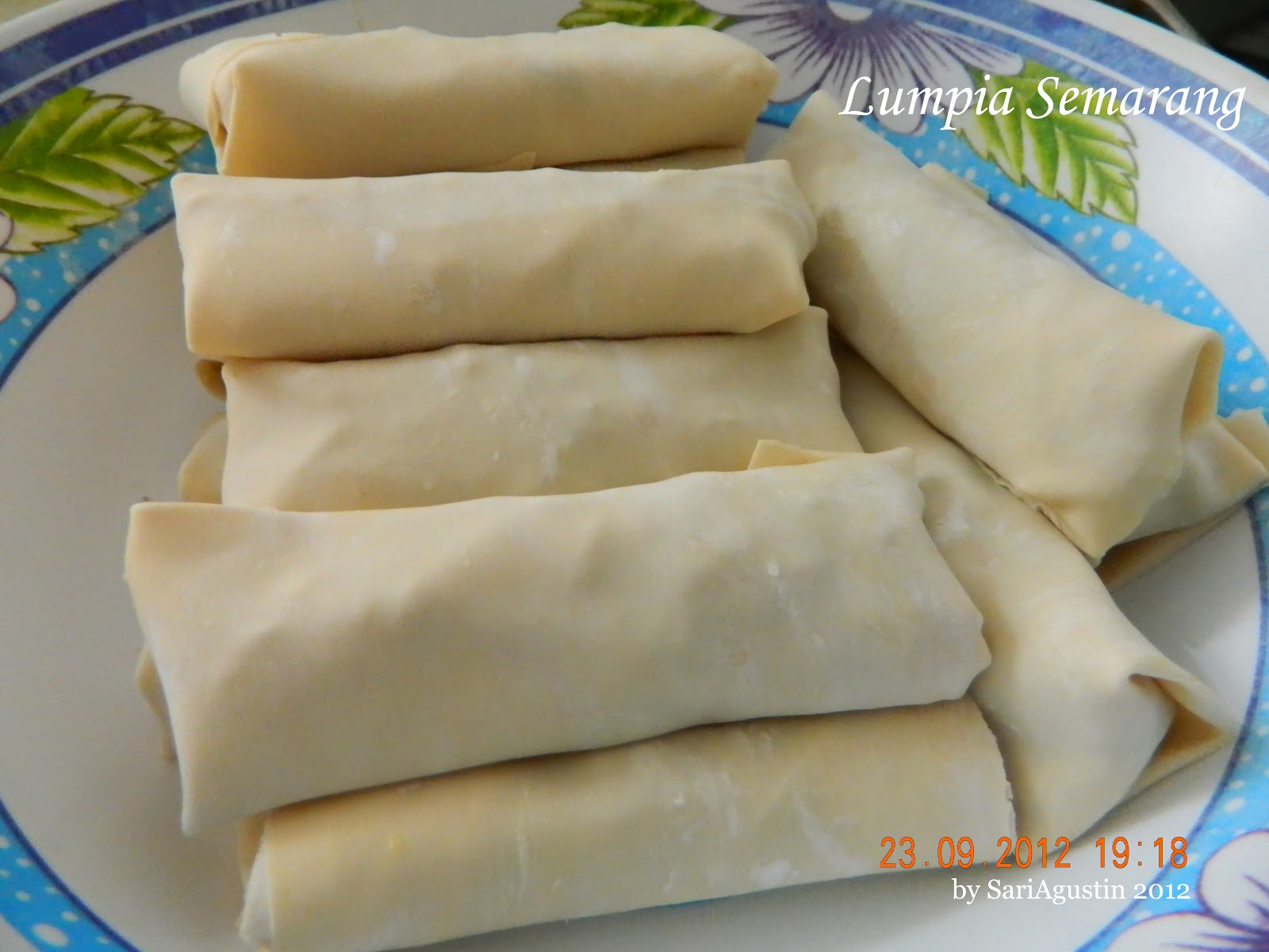 javanese woman: Lumpia Semarang alias Bamboo Shoot Spring Rolls