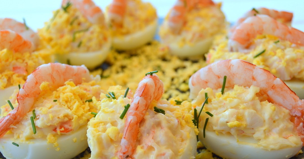 Ovos recheados com camarão e delicias - Receitas de Tia
