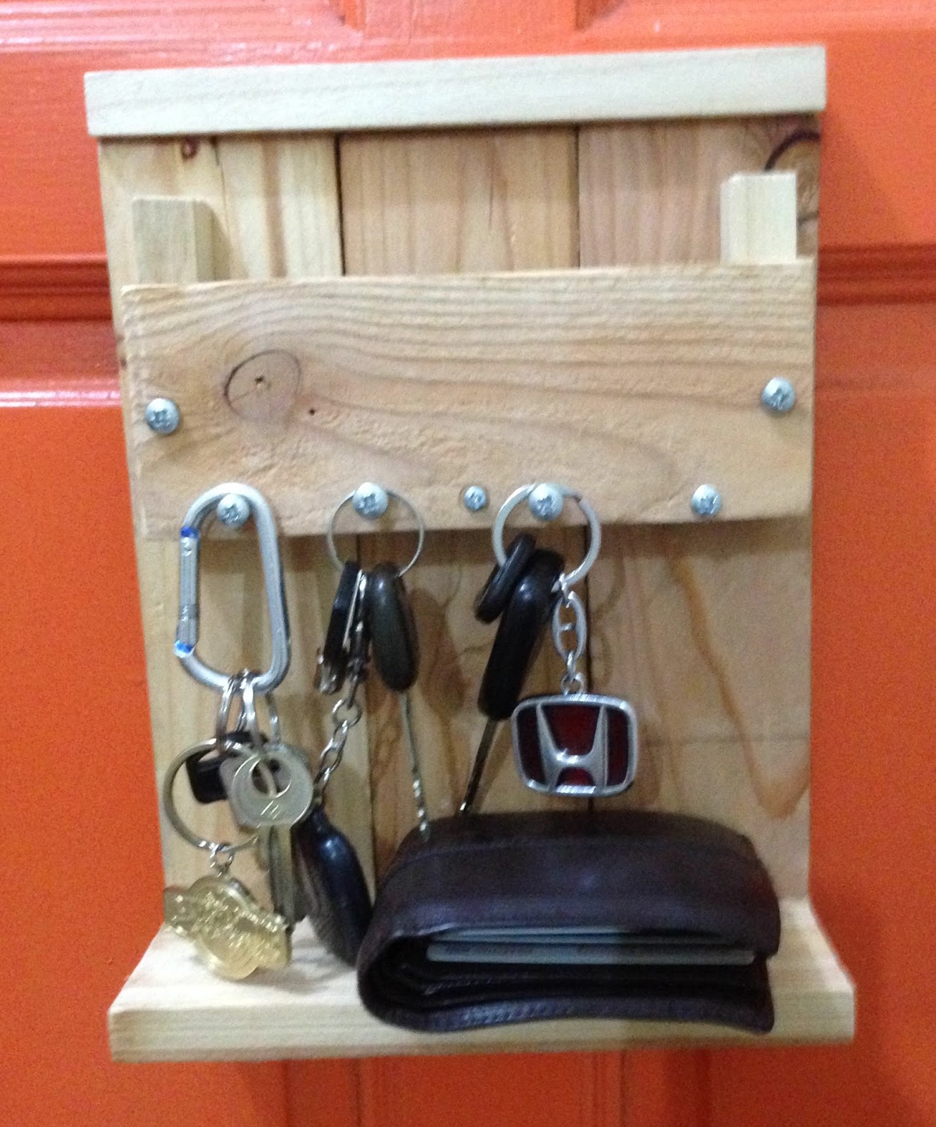 M H I & B H I - B L O G: KEY HOLDER (DIY PROJECT 2)