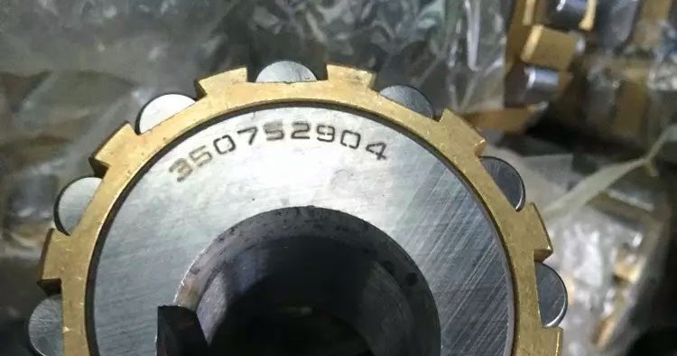Cylindrical roller bearing: F-82741,Radial cylindrical roller bearings ...