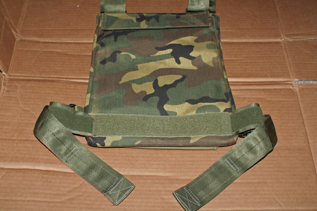 Webbingbabel: US Interim Small Arms Protective Overvest ISAPO Woodland