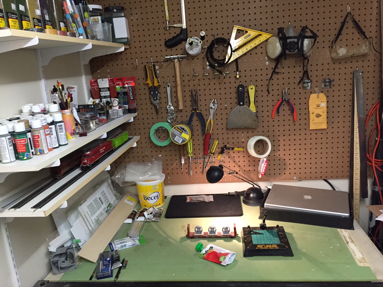 QGRY in HO Scale: Workbench Wednesday