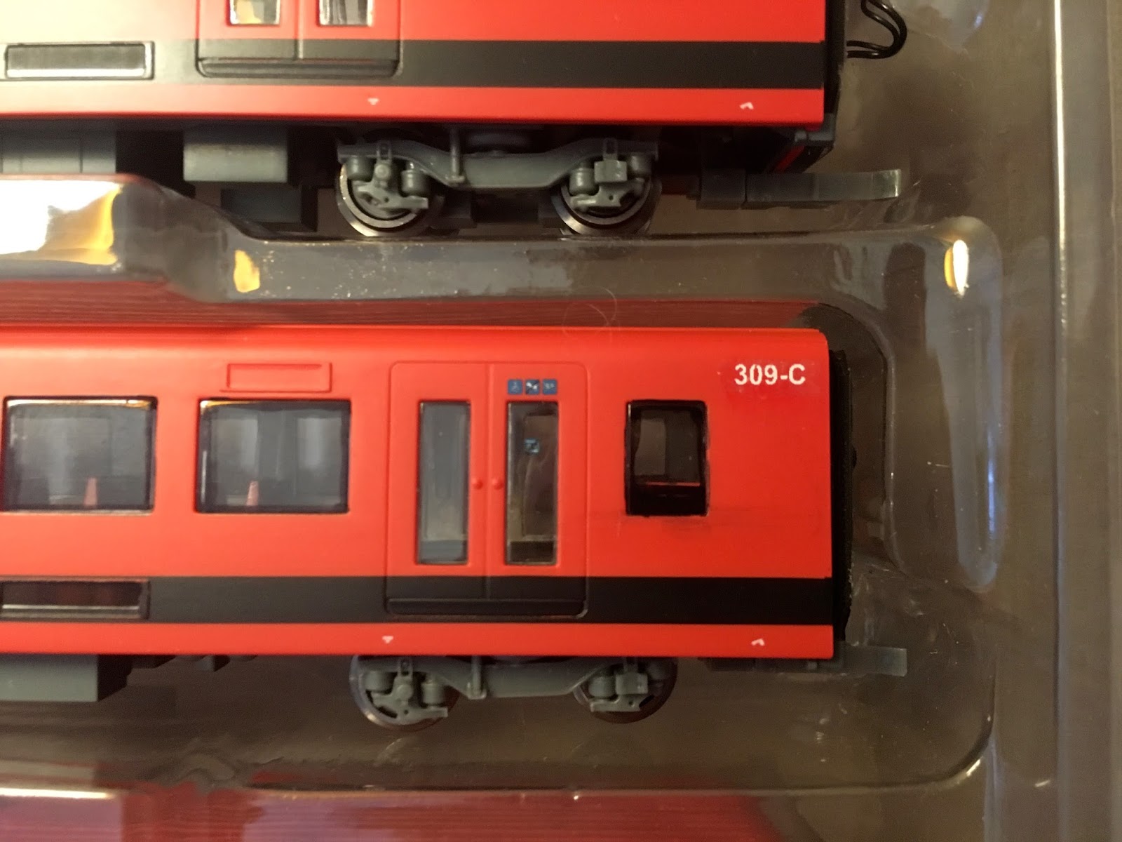 NEW HELSINKI METRO: Making of: New road numbers to M300 trains
