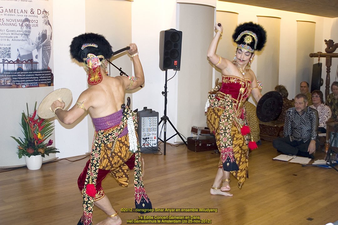 Javaanse danseres: Javaanse dans en Gamelan concert 25 november 2012