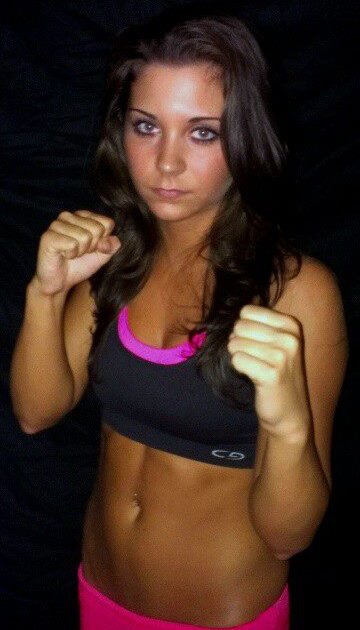 Babes Of Mma Fighter Babe Danielle Alexander Returns To The Cage This