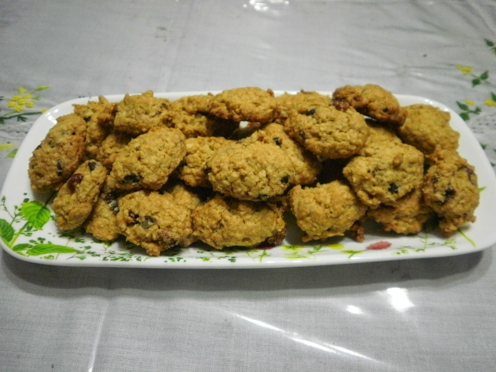Zara ♥ Baking: BISKUT OAT BLACKCURRANT/OATMEAL BLACKCURRANT COOKIES