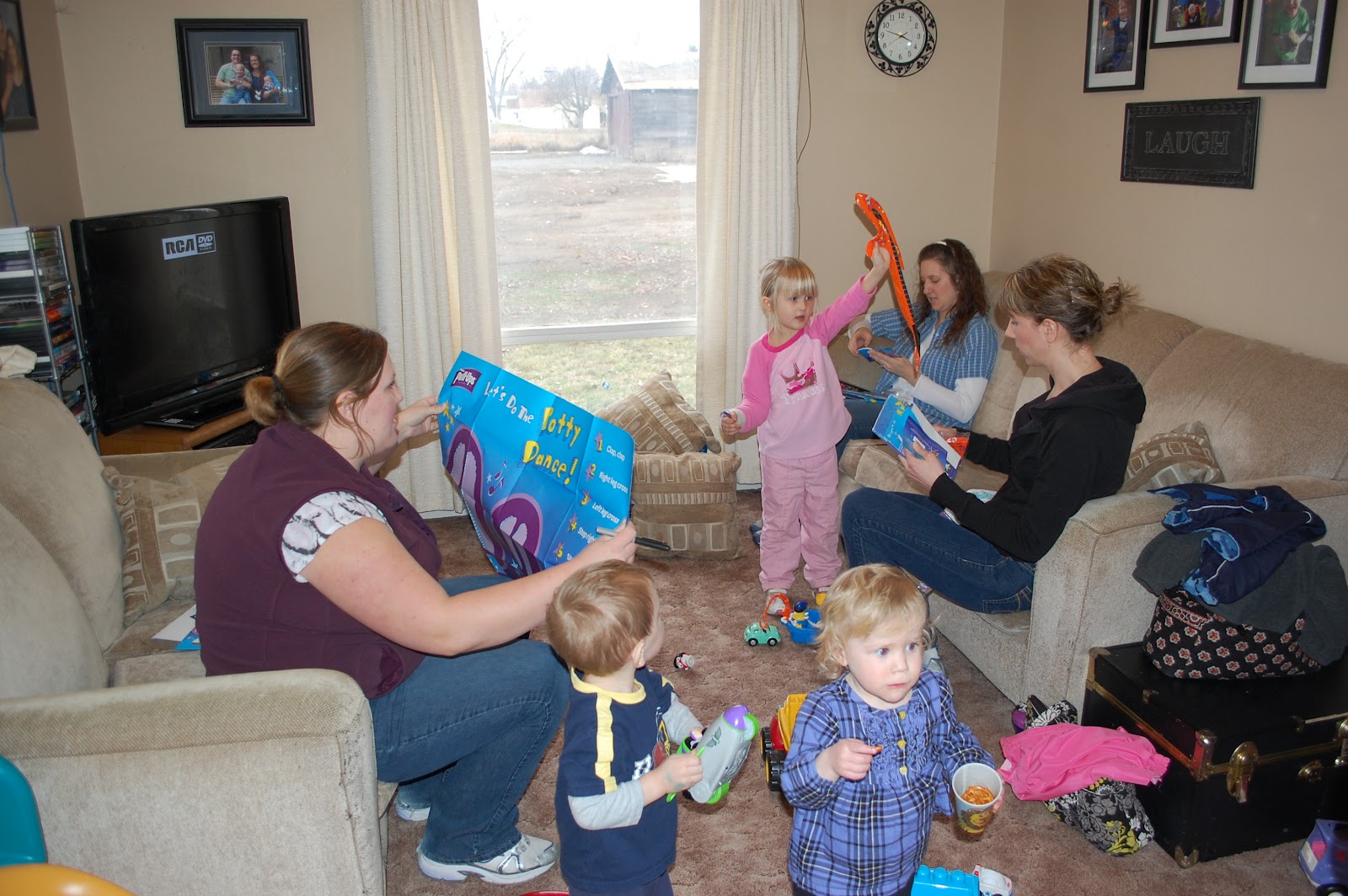 Adventures of a Mini Van Mom: Huggies Pull-Ups Party from House Party