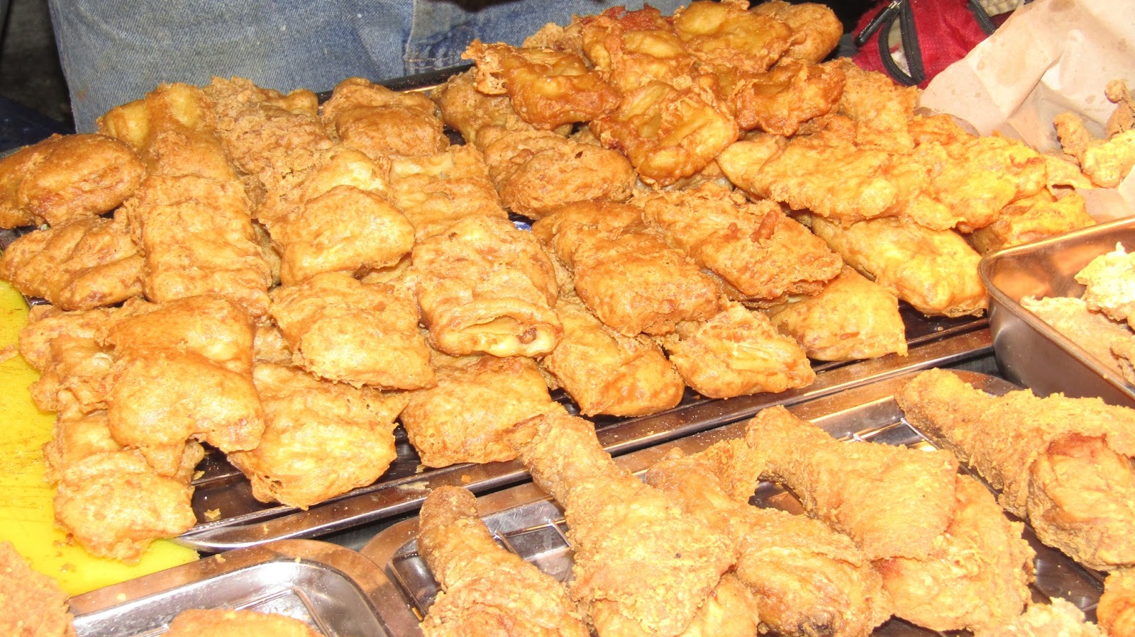 Ewe Paik Leong, The Wordslinger: Fried durian sold at Jalan Alor in KL