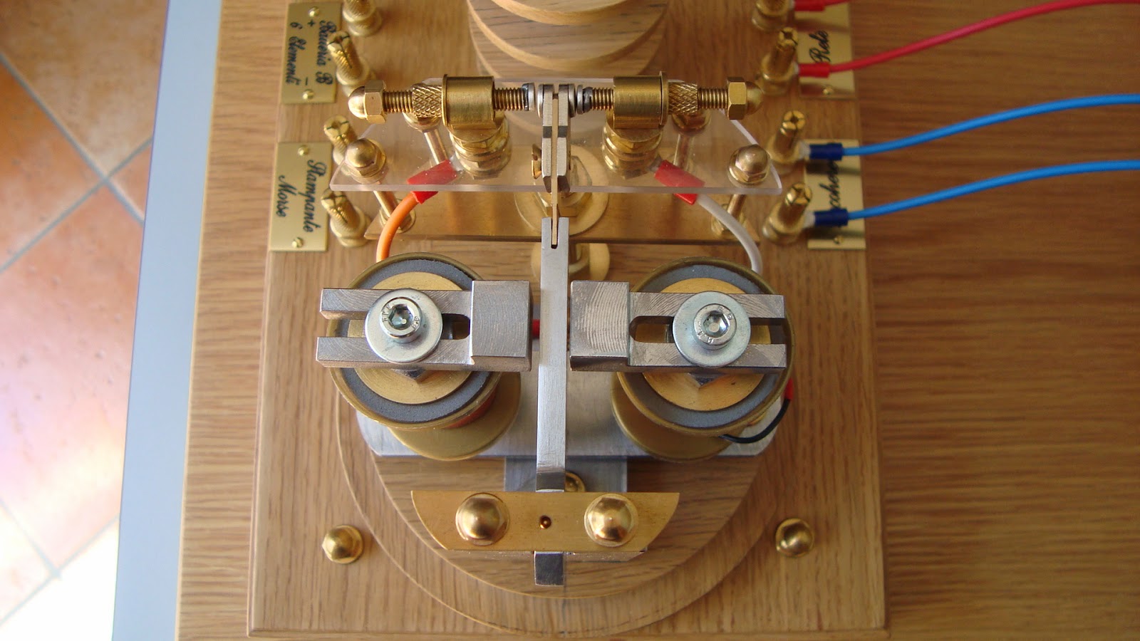 LA STANZA DEI BACHI: Stazione radiotelegrafica ricevente con detector ...