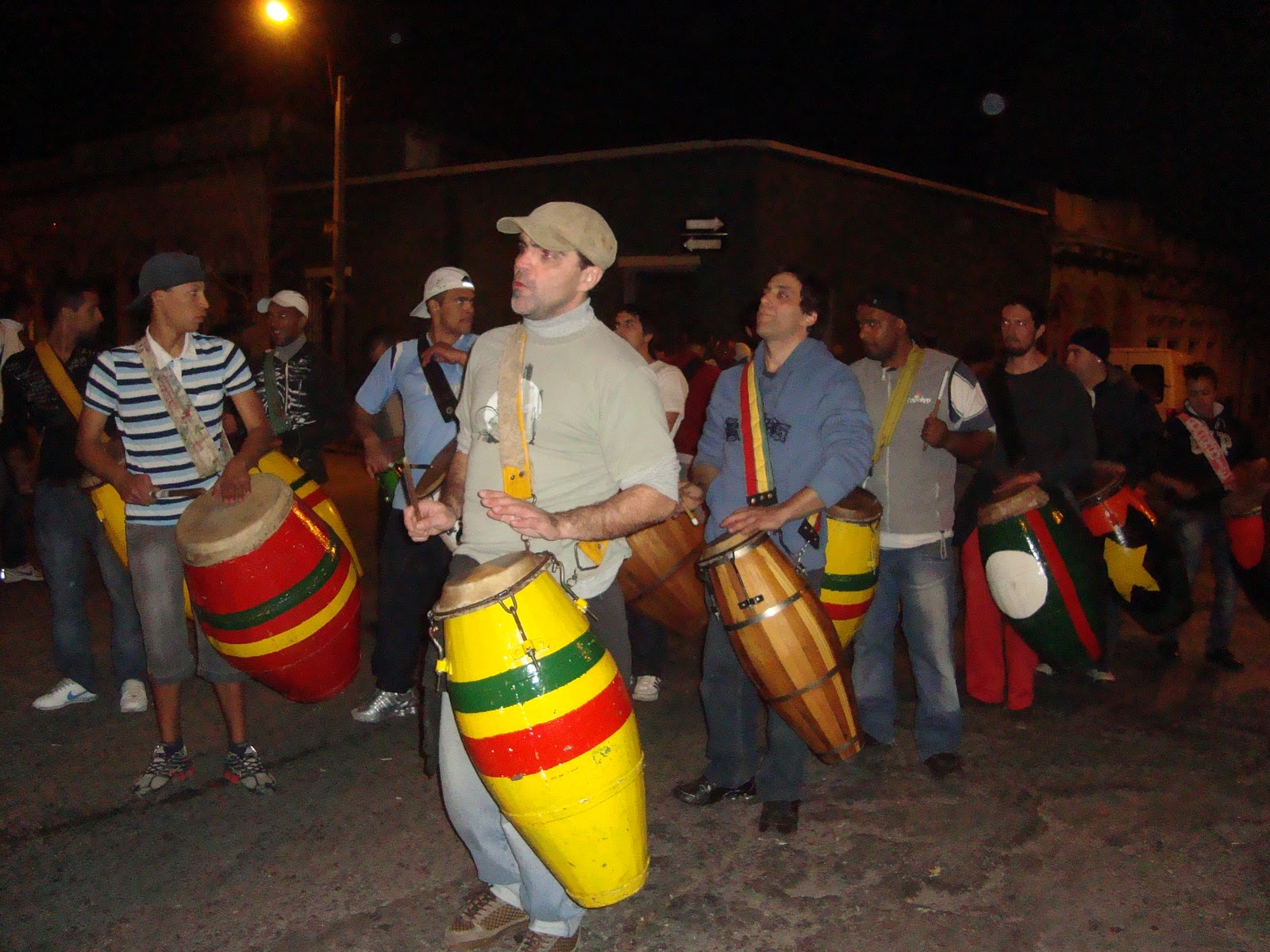 Alvarito no está en casa: El candombe Uruguayo