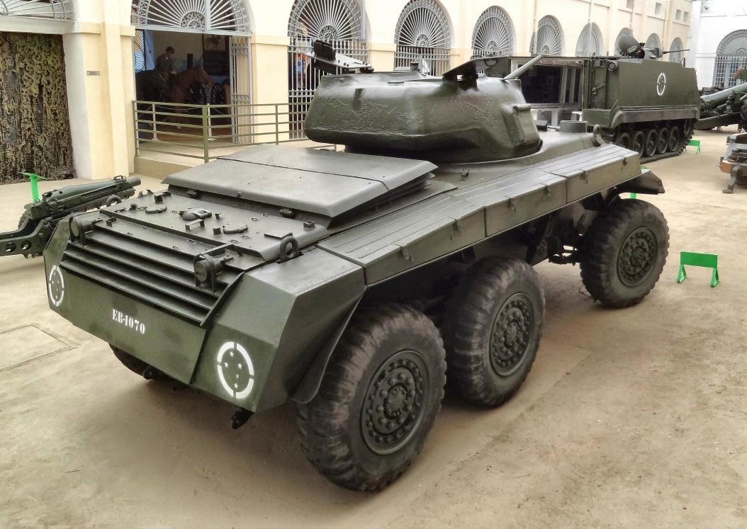 Plastic Models on the Internet: Walkaround vol.11: T17 Deerhound 6X6 ...