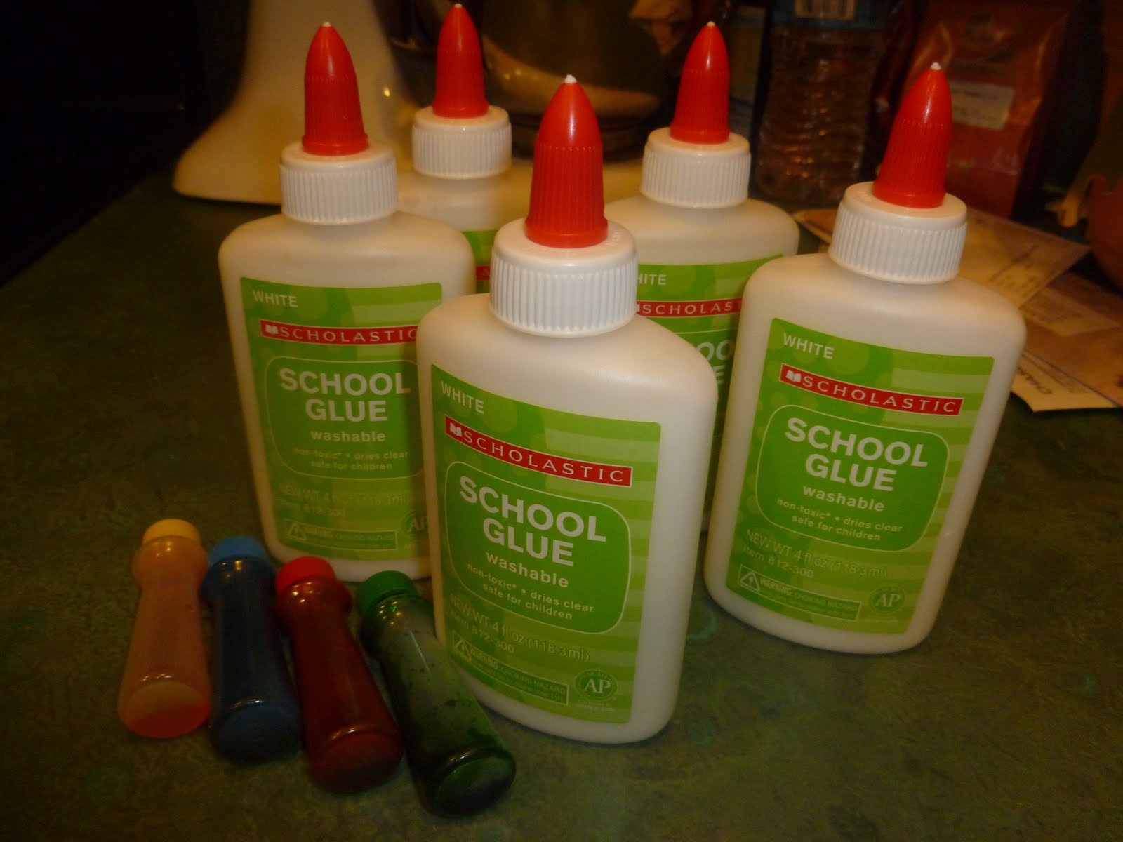 CHANGING GLUE TO FUN COLORED GLUE PAINT! - Mama to 6 Blessings