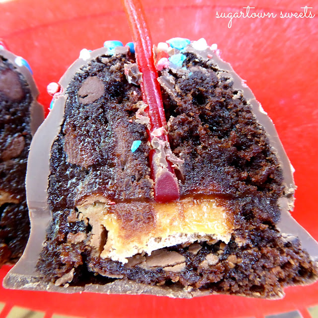 Sugartown Sweets: Firecracker Brownie Bombs!
