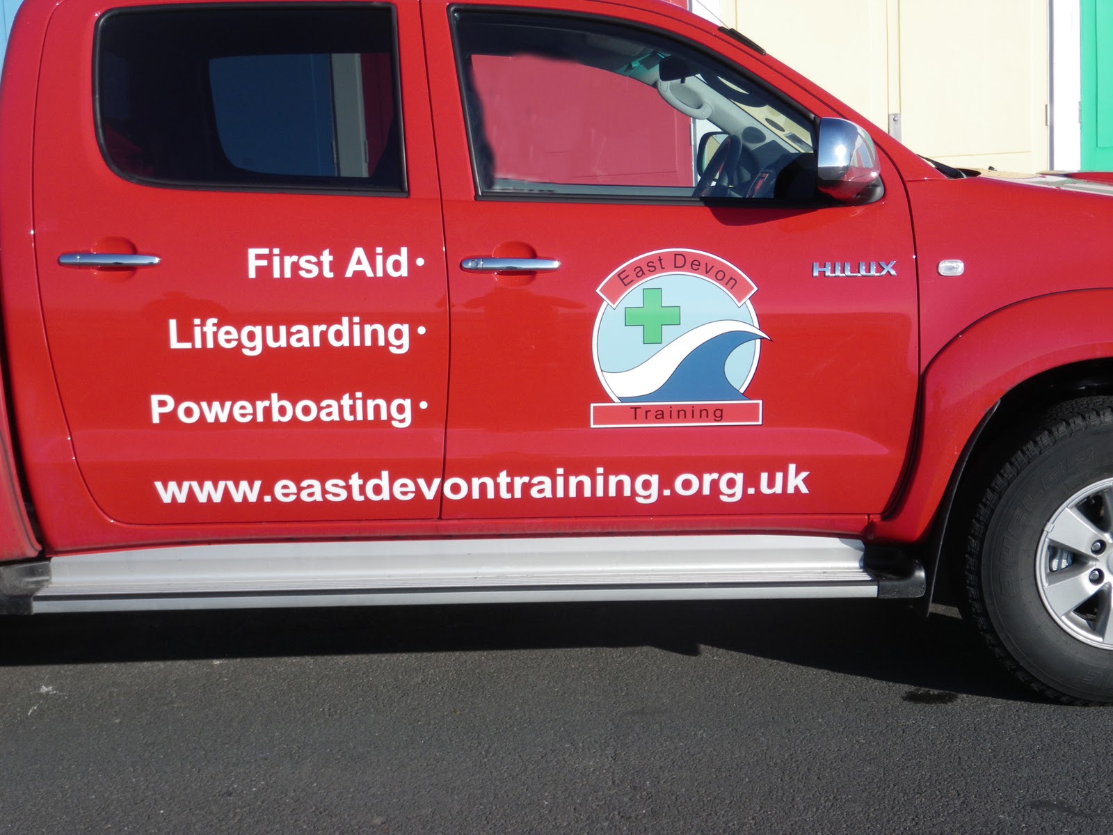 Exmouth Beach Rescue Club: RLSS Requalification