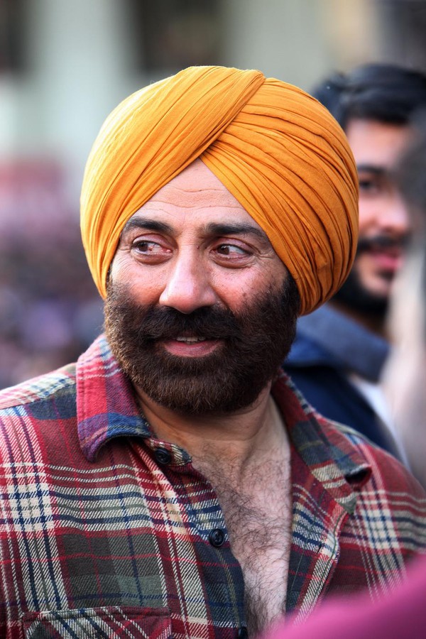 Singh Saab - The Great Movie Stills | Latest Wallpaper