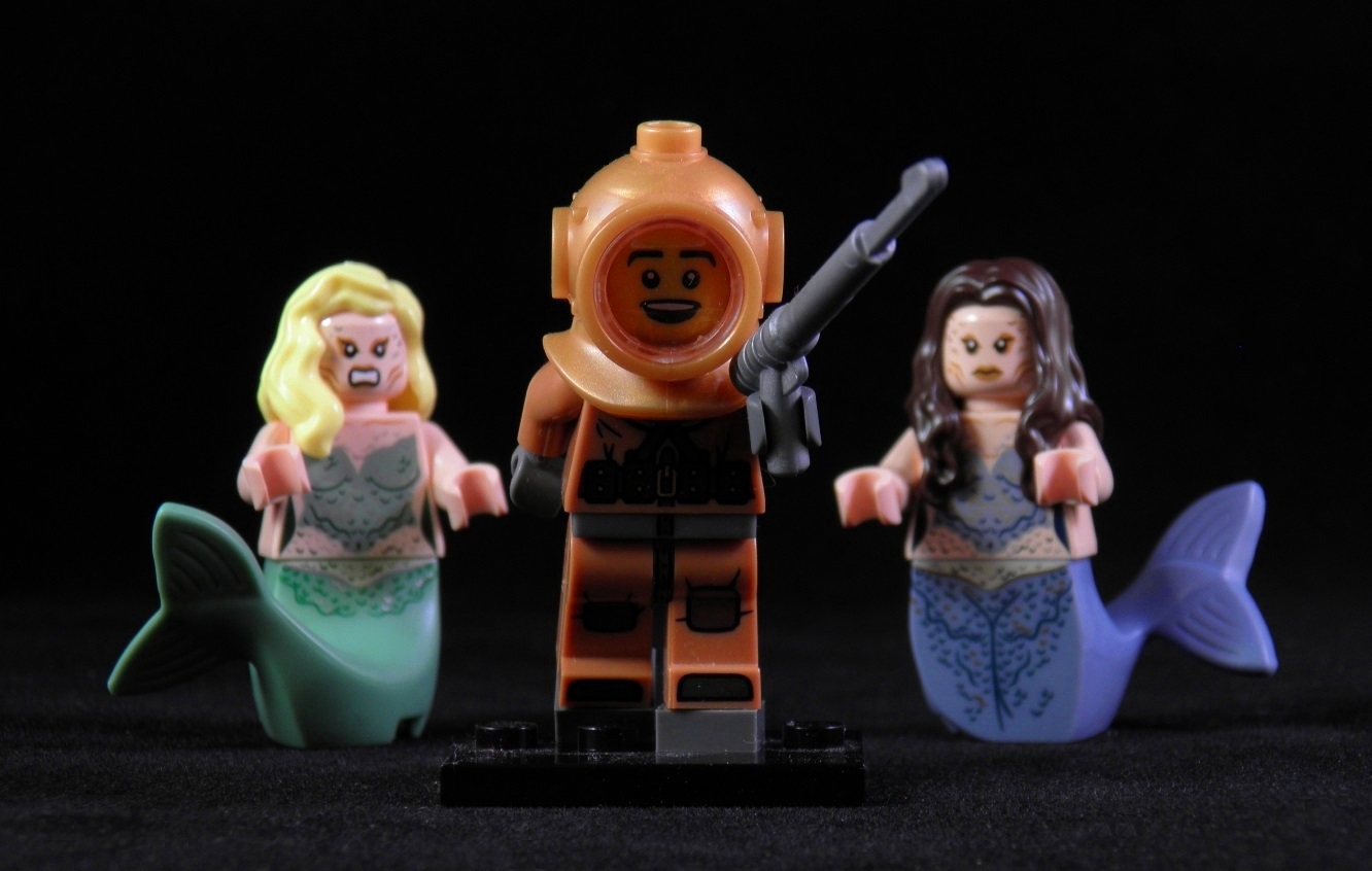 She's Fantastic: LEGO Pirates of the Caribbean EVIL MERMAIDS!