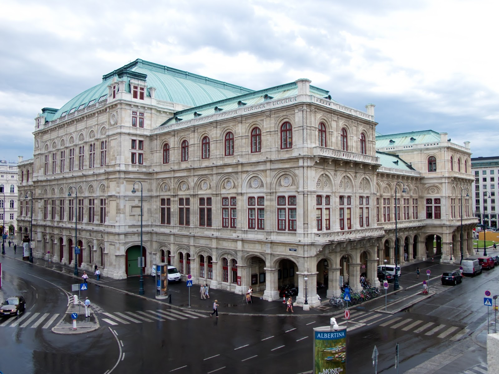 Central Europe: Wiener Staatsoper - Building Form and Plan