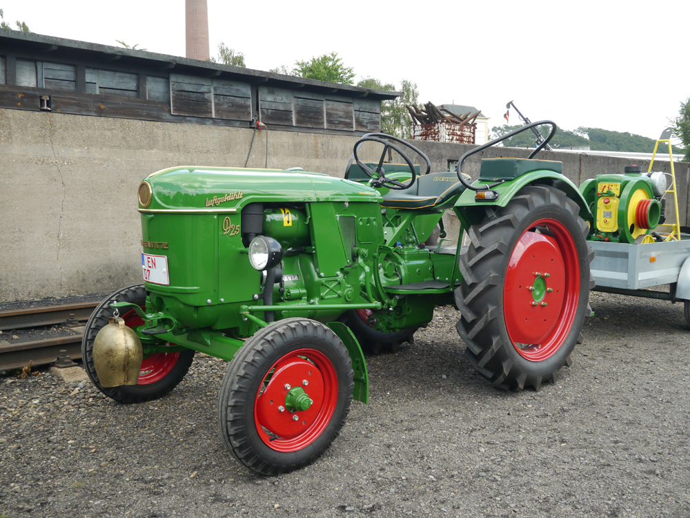 Schweres Gerät: Deutz D25
