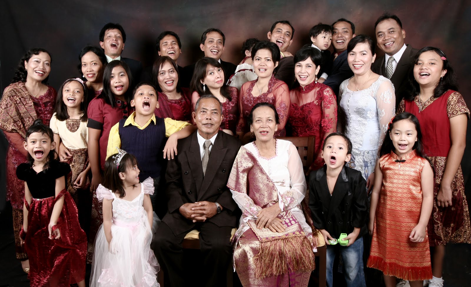 Siregar Family: Large family gatherings