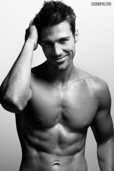 Hot Blooded Men: Calendario Cosmopolitan 2011