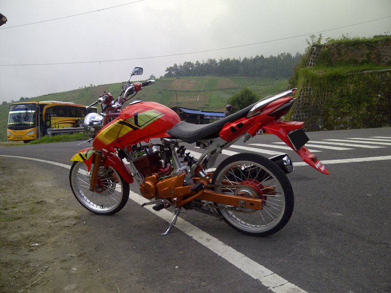 Kumpulan Foto Modifikasi Motor Honda Megapro Terbaru - Otomotiva