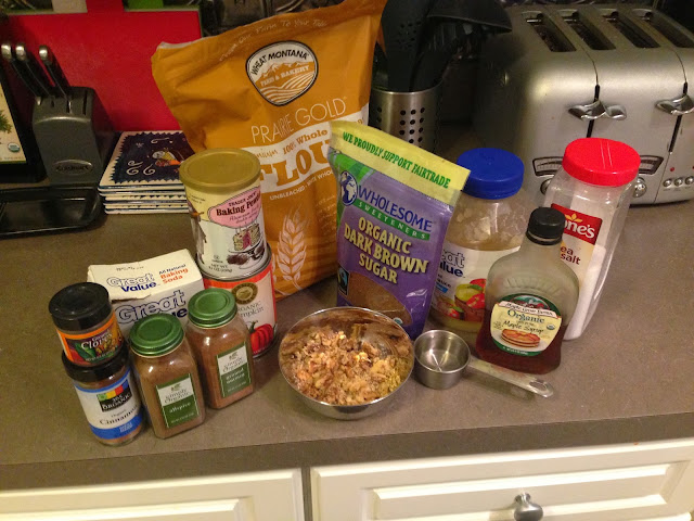 The Vegan Hucklebuck: Vegan Pumpkin Bread