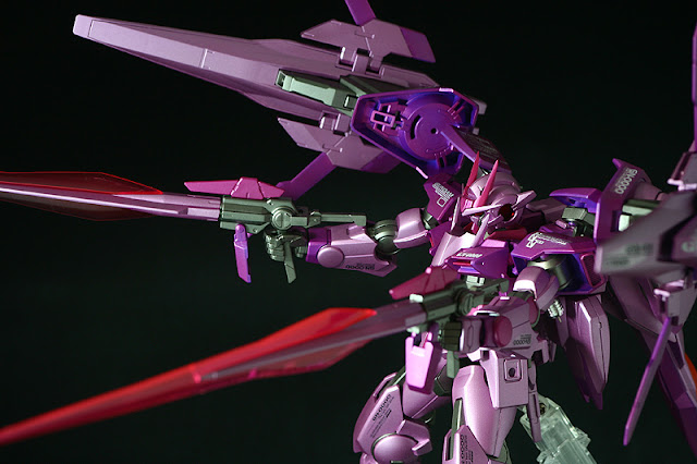 GUNDAM GUY: 1/100 GN-000+GNR-010 00 Raiser Trans-AM - Painted Build