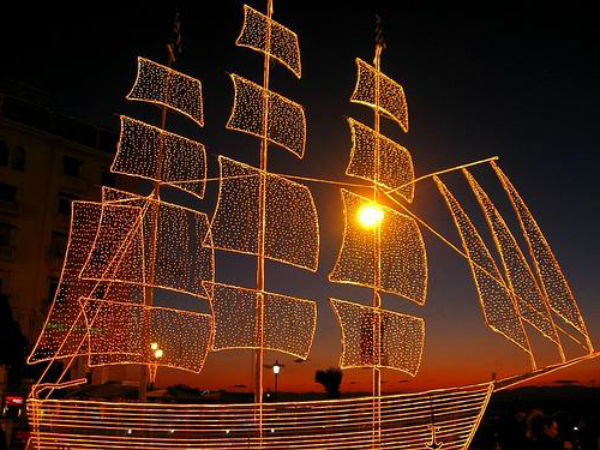 Vladya Batsova Blog: Традициите за Нова Година по света